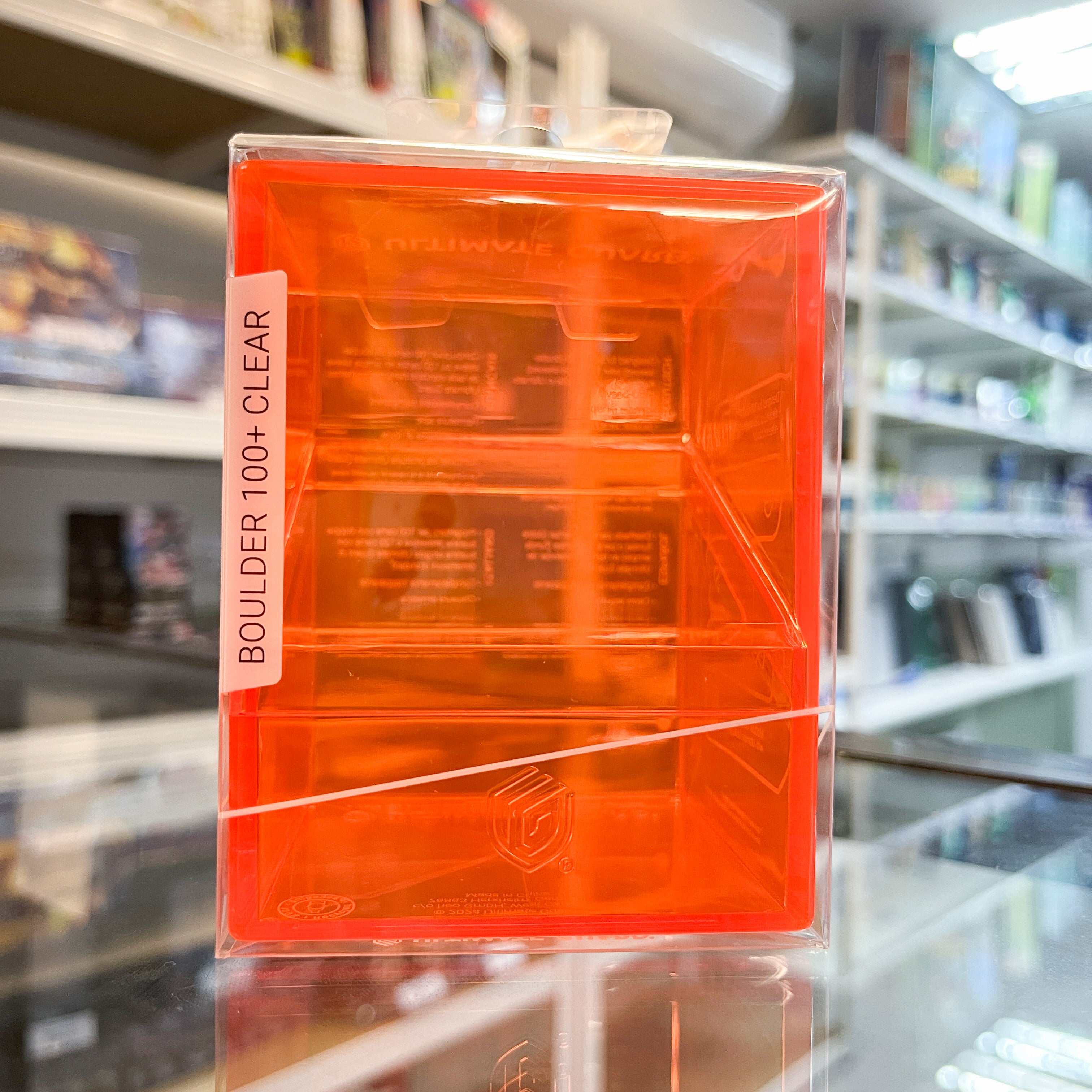 Ultimate Guard Boulder 100+ Standard Clear Poppy Topaz Deck Case ...